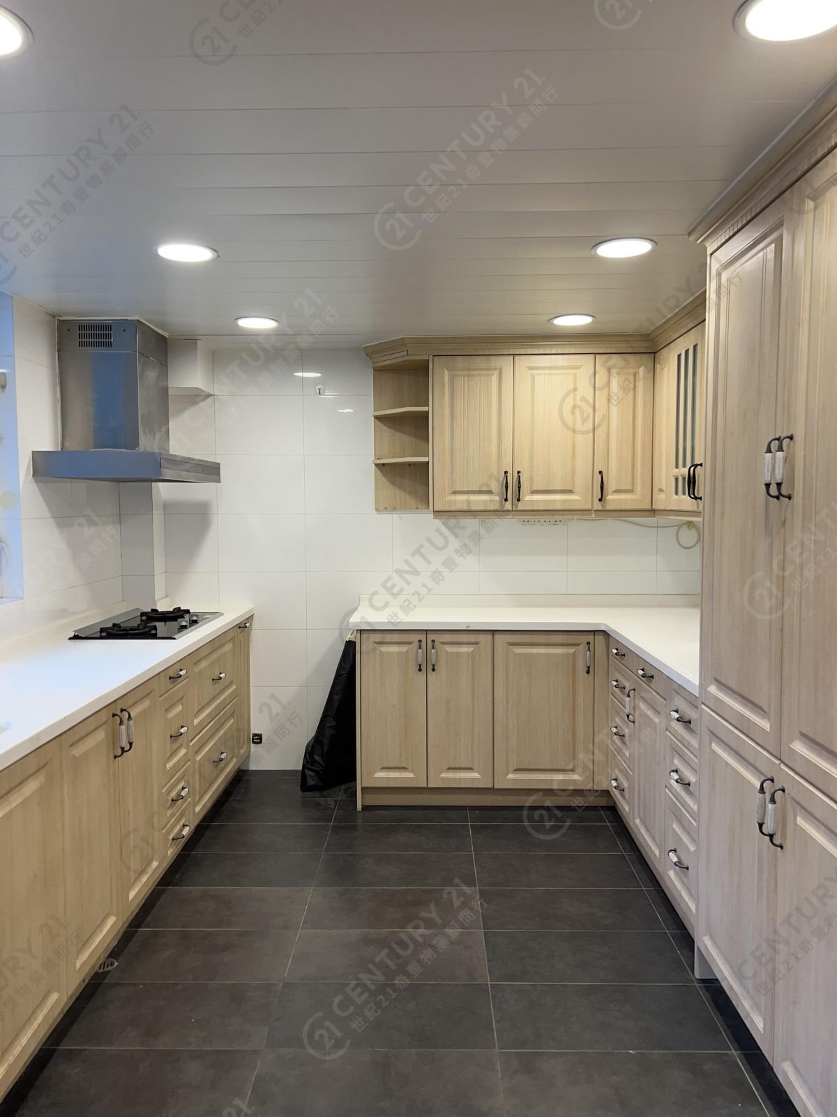 業主有誠意讓,大單位,有露台及工人房,少有放盤 - 852.House一站式香港樓盤平台